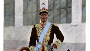 Bénin: les statues Toffa 1er et Toussaint Louverture bientôt ...